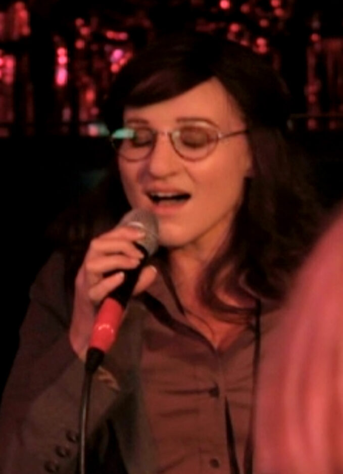 Hidden Jewel: Singer goes undercover at karaoke bar for video | News ...